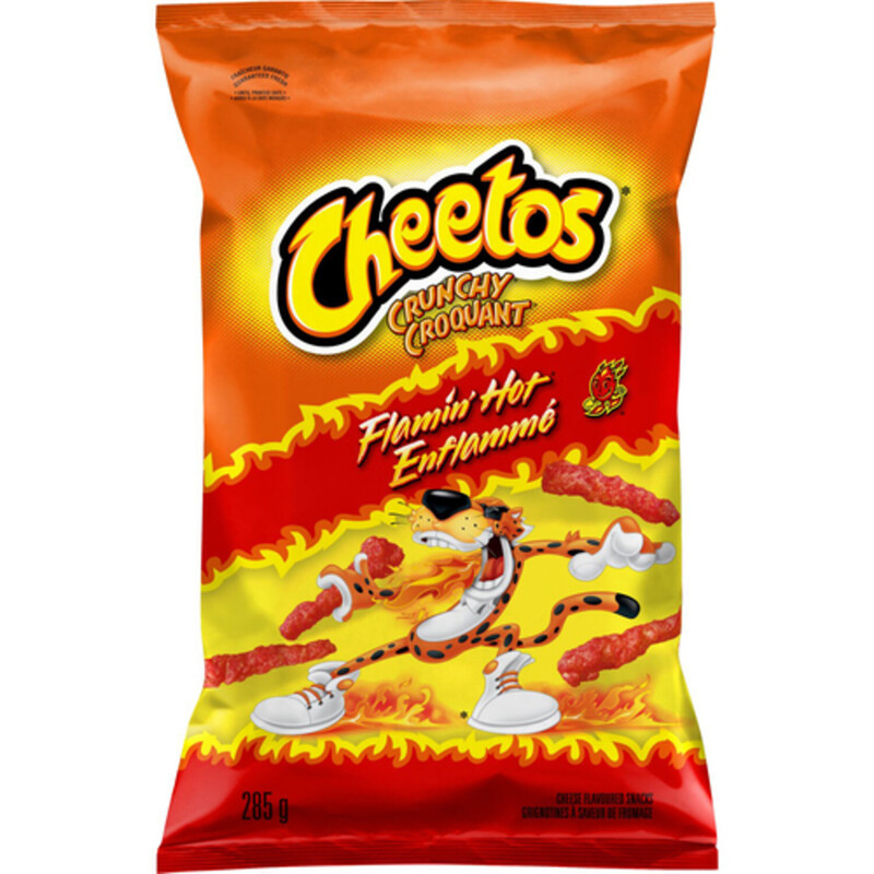 Cheetos Crunchy Flamin' Hot Cheese Flavoured Snacks 285 g - Voilà ...