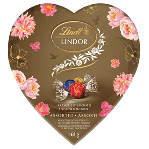 Lindt Lindor Chocolate Romance Heart 168 g - Voilà Online Groceries ...