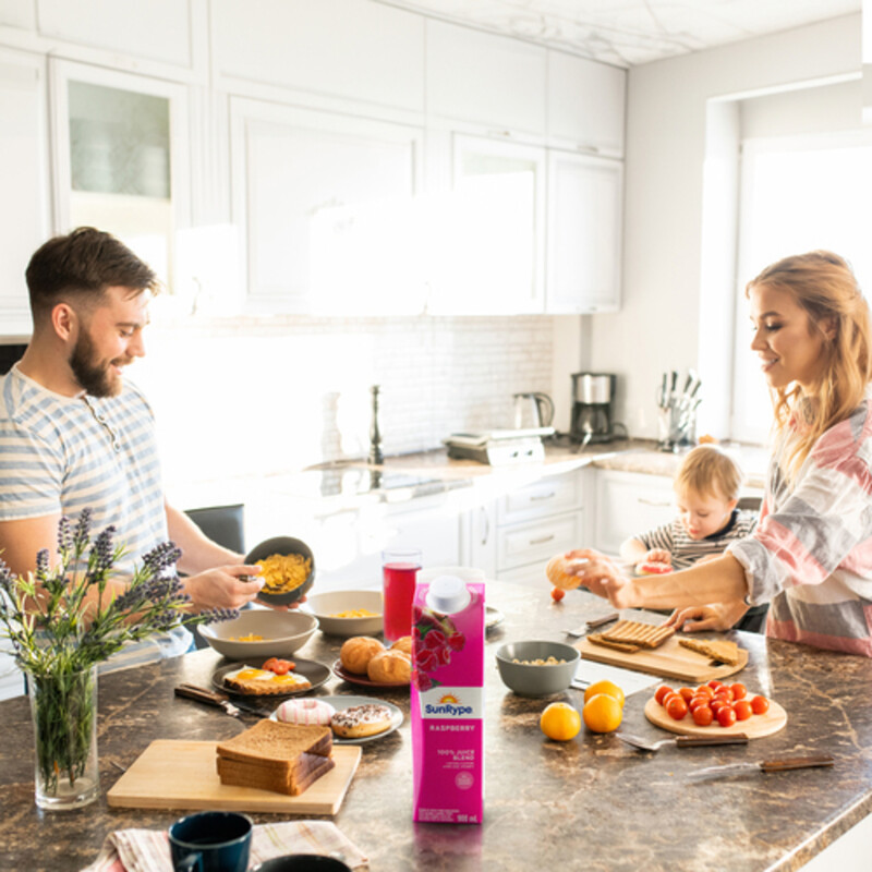 SunRype Juice Raspberry 900 ml - Voilà Online Groceries & Offers