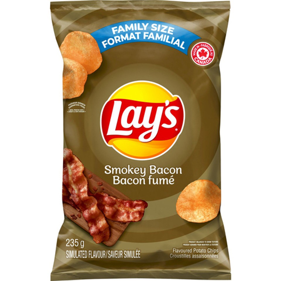Lay's Potato Chips Smokey Bacon 235 g - Voilà Online Groceries & Offers