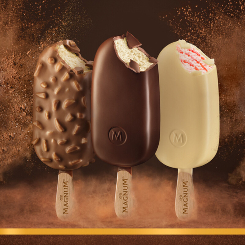 Magnum Ice Cream Bar Strawberries & Cream 3 x 100 ml Bars - Voilà ...