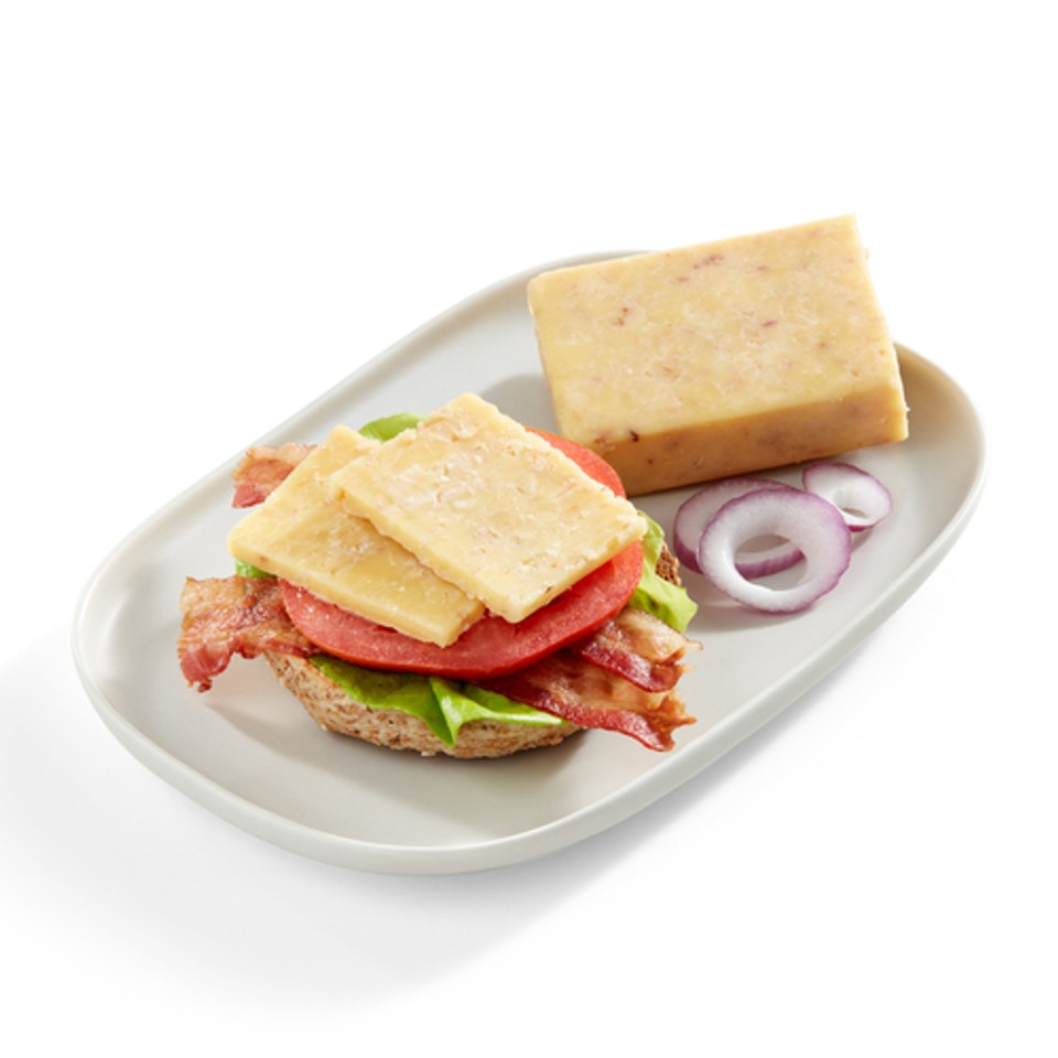 Castello Cheddar Cheese Savoury Onion 200 g - Voilà Online Groceries ...